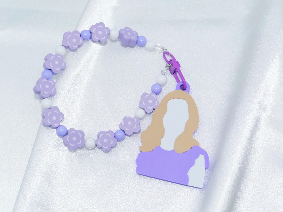 Twilight Esme Cullen Keychain / Bag Charm / Key Ring / Original Design ...