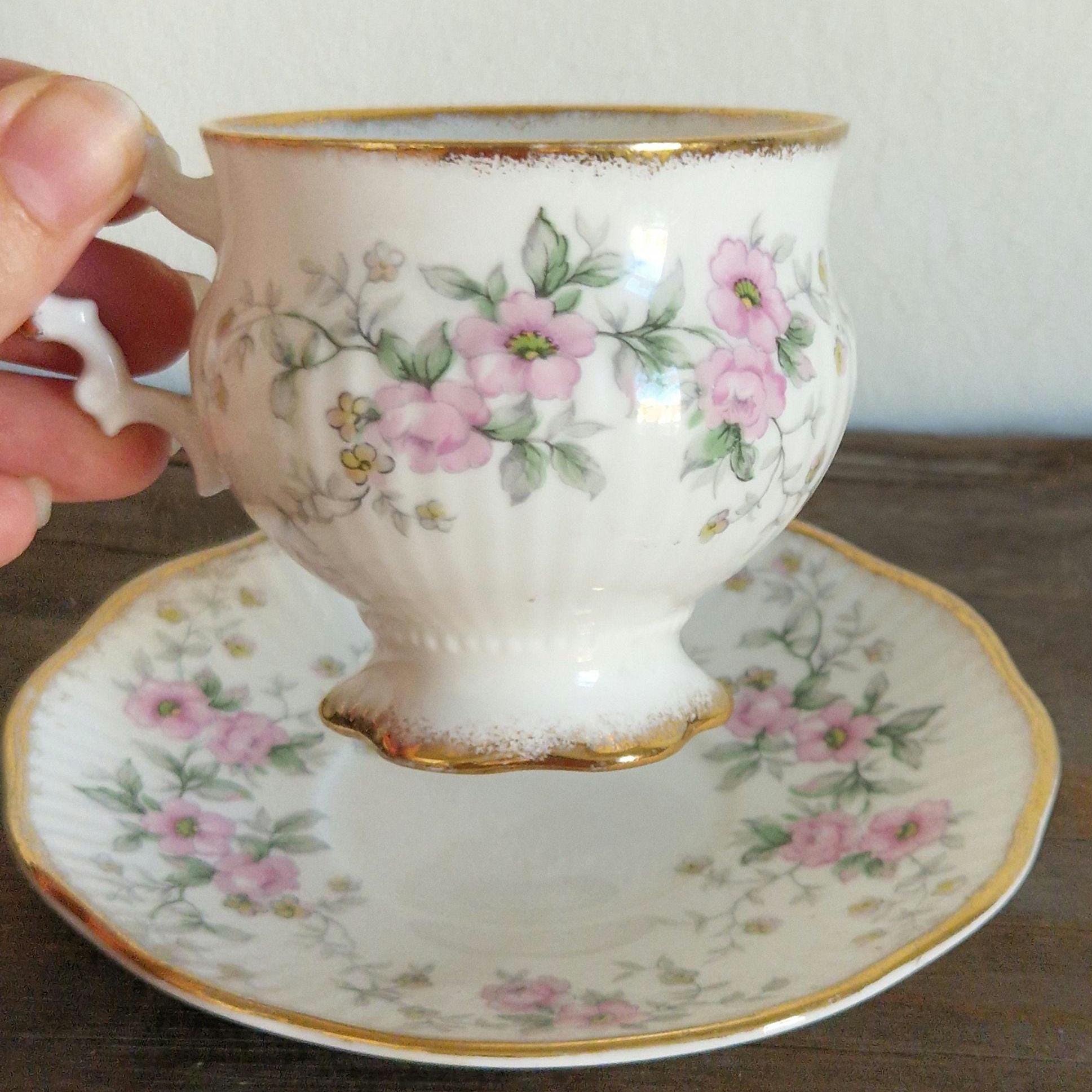 Vtg. Elizabethan Tea Set, Cup and Saucer, Made in England, Fine Bone ...