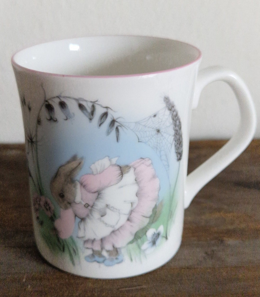 Vtg. Elizabethan, Mrs Rabbit Mug, Hand Decorated, Gorgeous Fine Bone ...