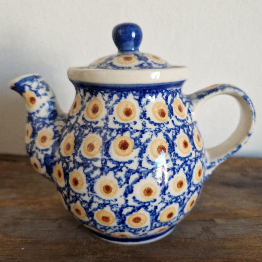 Boleslawiec, Bunzlau Castle, Hand Painted Polish Pottery Teapot ...