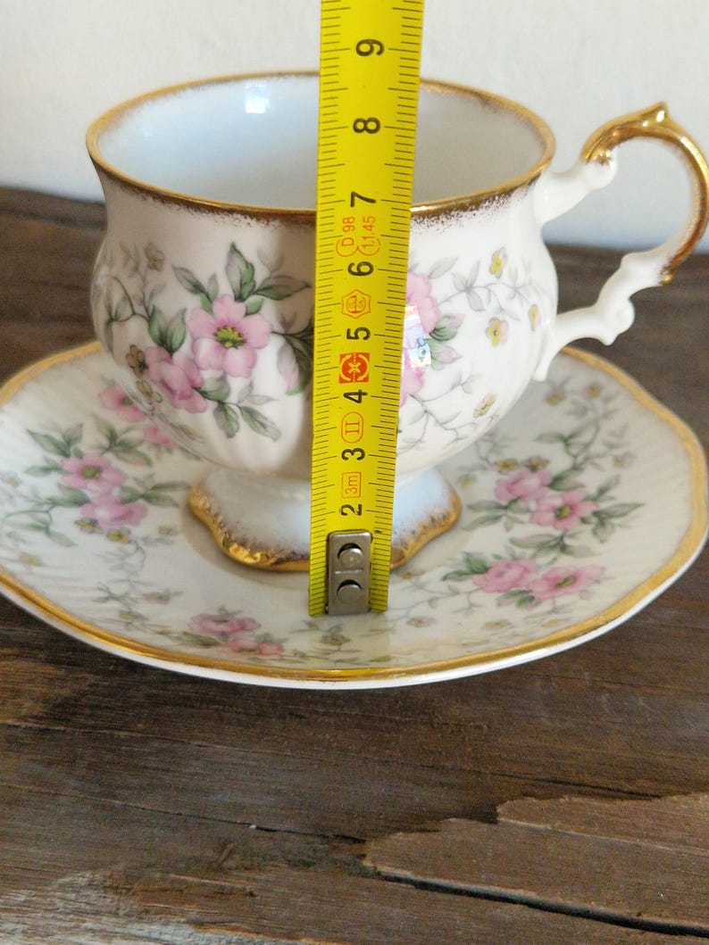 Vtg. Elizabethan Tea Set, Cup and Saucer, Made in England, Fine Bone ...