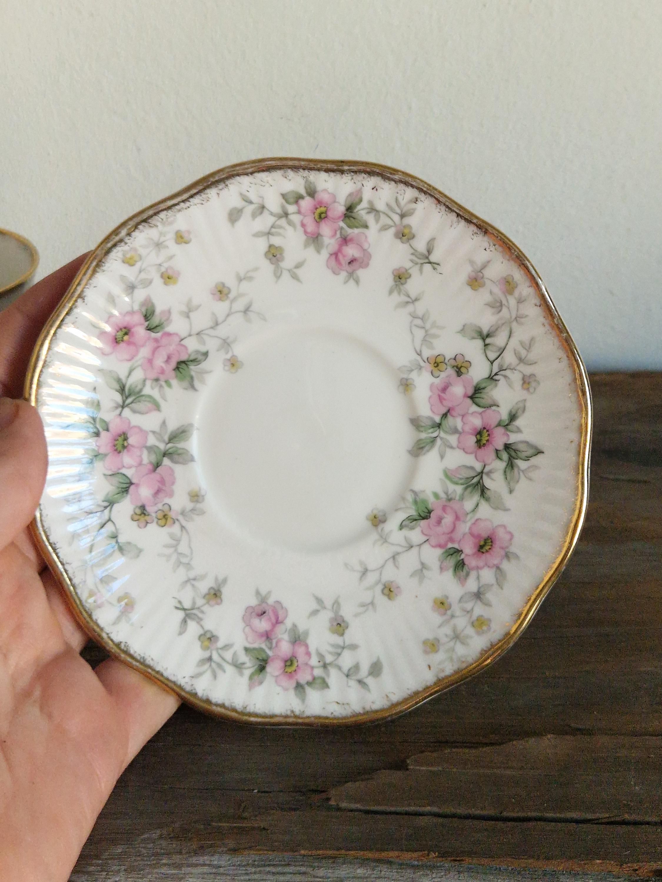 Vtg. Elizabethan Tea Set, Cup and Saucer, Made in England, Fine Bone ...