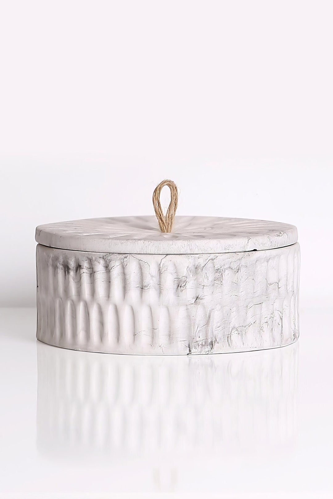 Marble-styled Decorative Oval Box With Lid an Elegant Concrete Storage ...