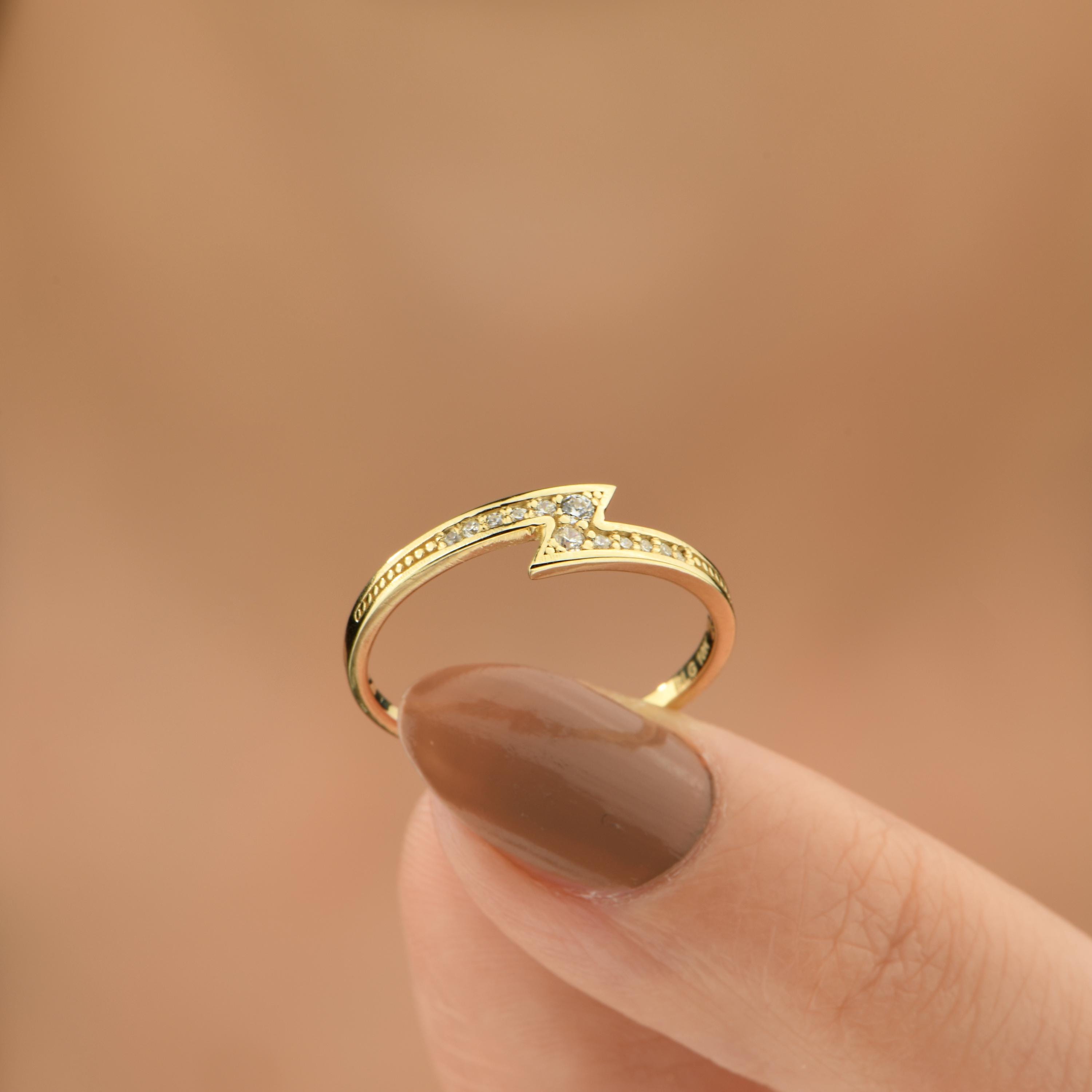 14K Stone Lightning Ring, Solid Gold Flash Bolt Wedding Ring, Diamond ...