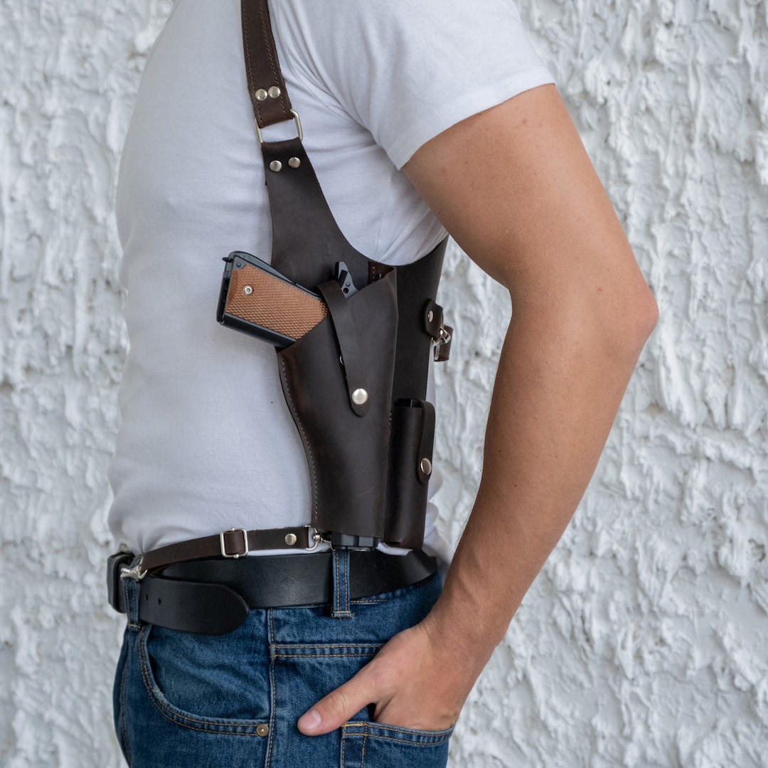 Leather Revolver Holder, Leather Gunslinger Belt, Holsters for 1911 ...