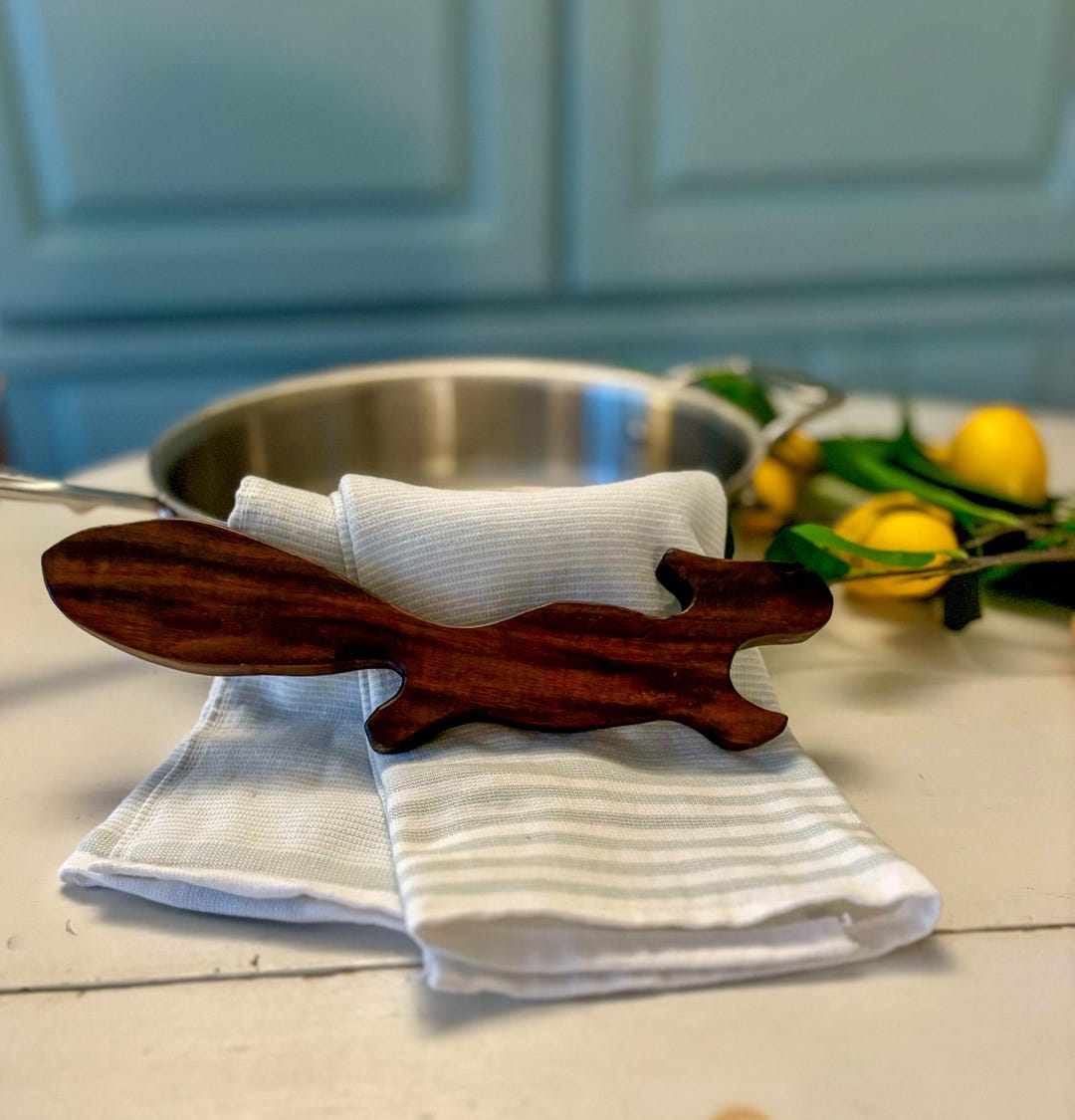 Walnut Oven Squirrel Farmhouse Push-pull Helper - Etsy