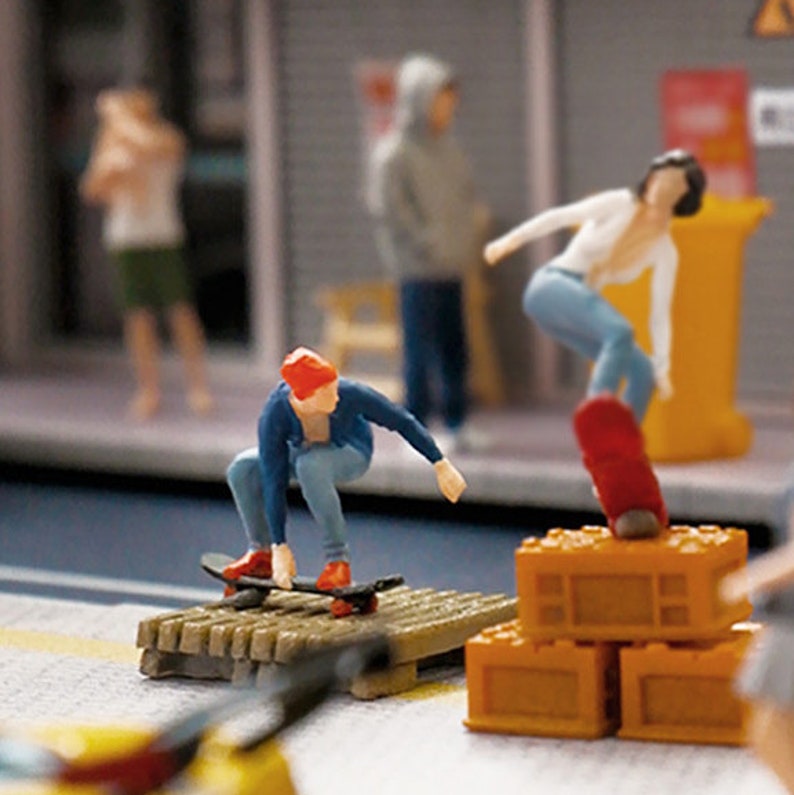 People Miniature Models 1:64 Scale Supermodel Figurines for Diorama ...