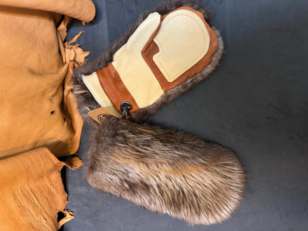 Arctic Handcrafted Fur Mittens I Beaver Fur Mittens I Winter Fur and ...