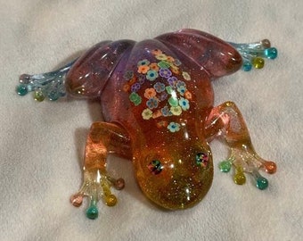 Frog Figurine. Epoxy Resin Frog With Colorchanging Powders. Water ...