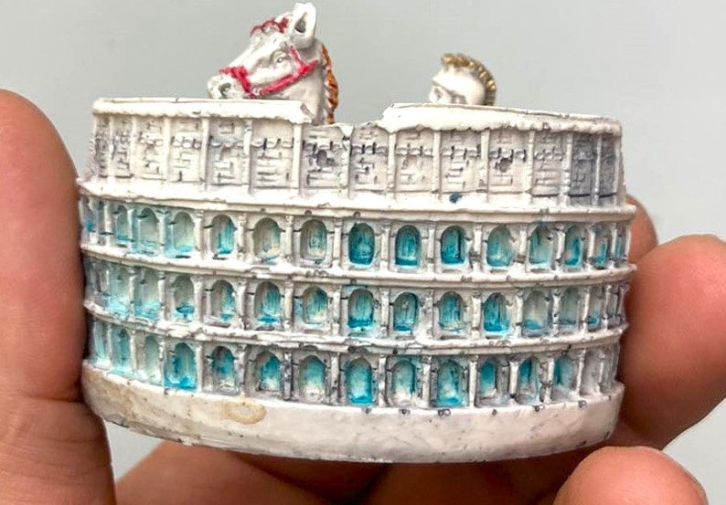 Mini Roman Colosseum Figurine, Rome Italy Souvenir, Handmade in Italy ...