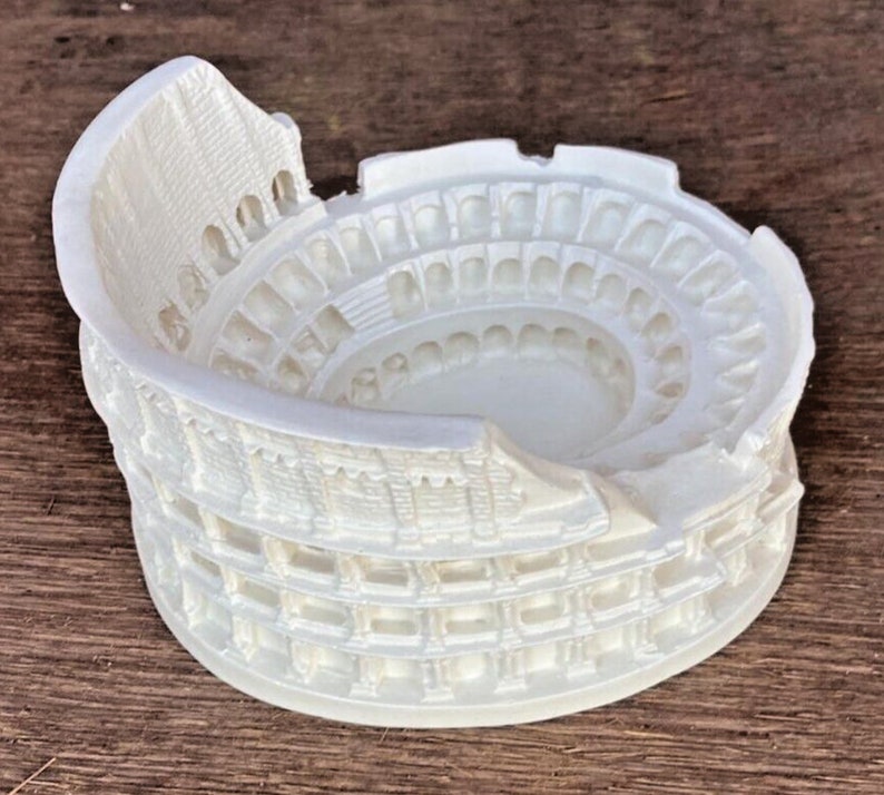 Roman Colosseum Souvenir Sculpture, Ancient Rome Replica Gift, Quality ...