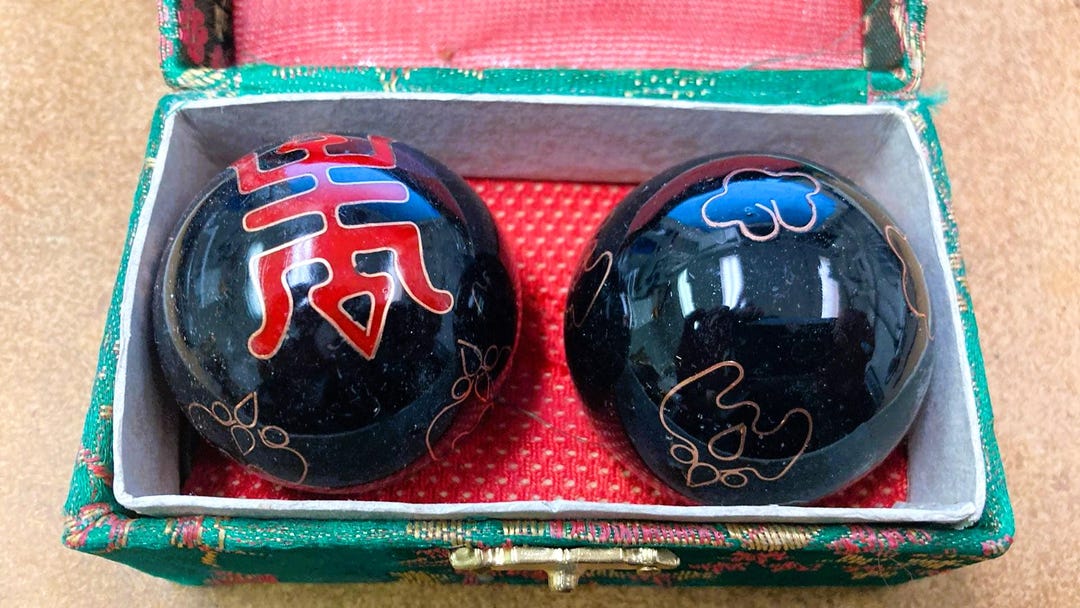 Chinese Chiming Baoding Balls, Metal Hand Health Balls for Stress ...