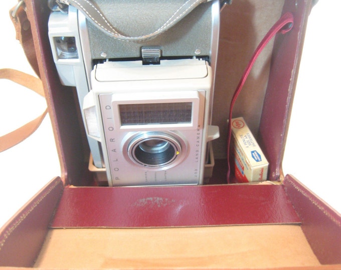 Polaroid Land Camera J33 Folding Bellow Style With Cow Grain Leather ...
