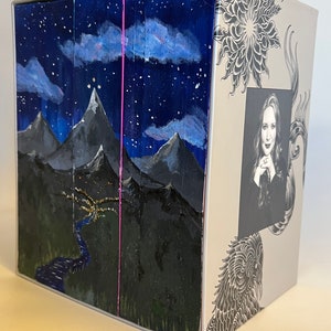 Hand Painted A Court of Thorns and Roses (ACOTAR) Full Series ...