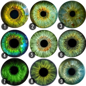 Hecate Goddess Triple Moon Necklace, Triple Moon Eye Pendant, Green Eye ...