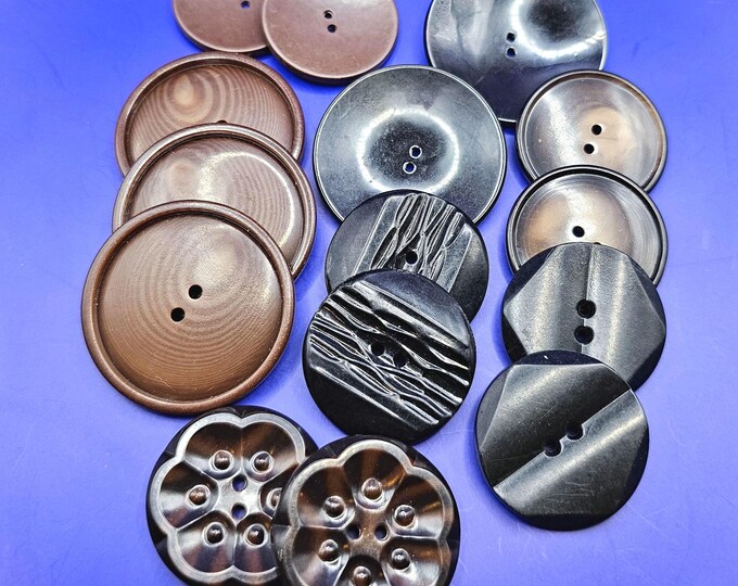 63 Vintage Plastic/metal Sew-through Buttons - Etsy