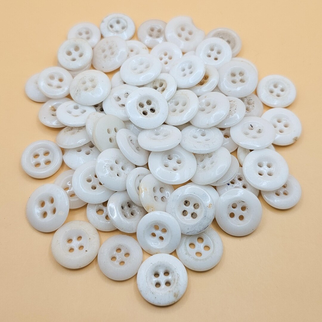 70 Vintage 4-hole China Buttons - Etsy