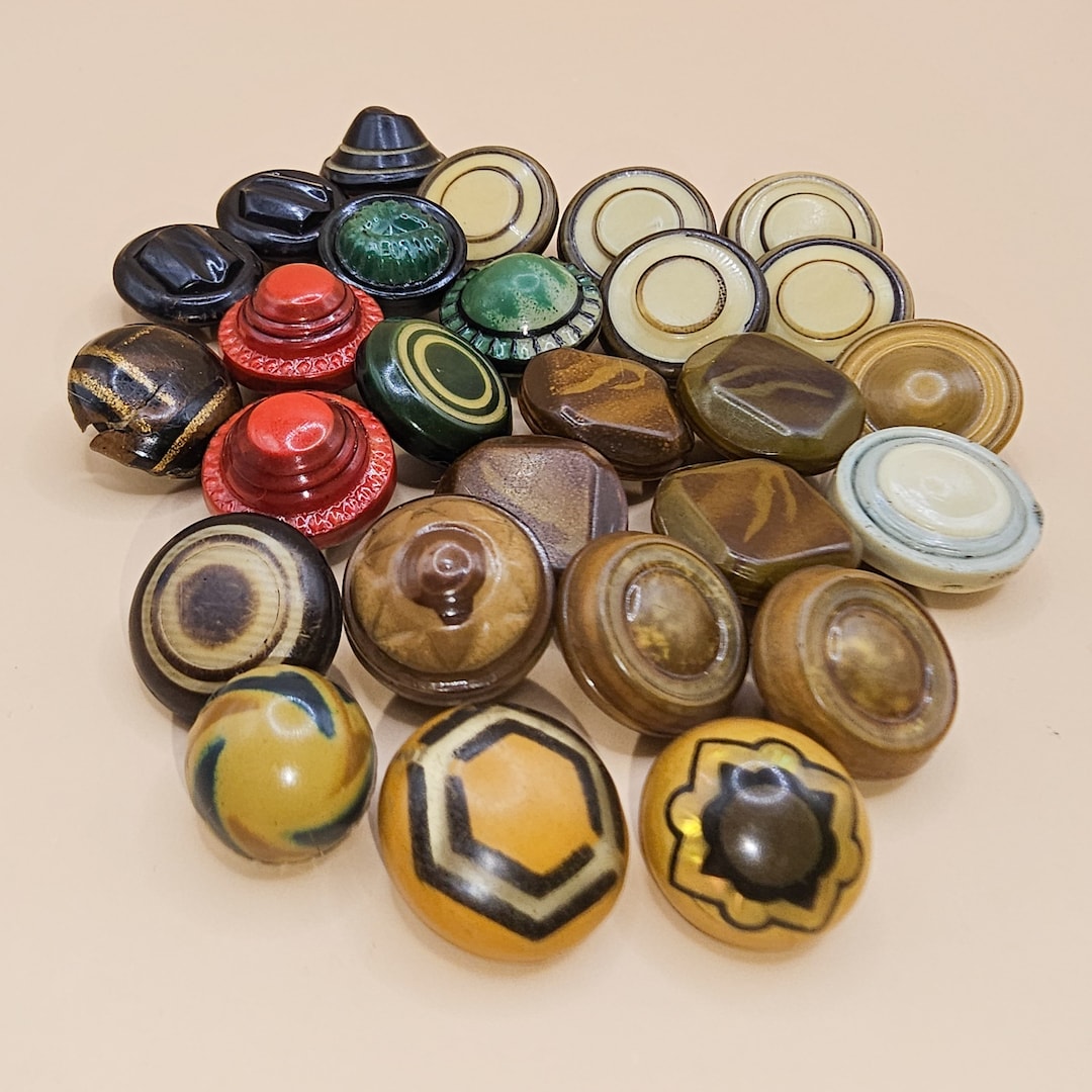 27 Vintage Celluloid Buttons - Etsy