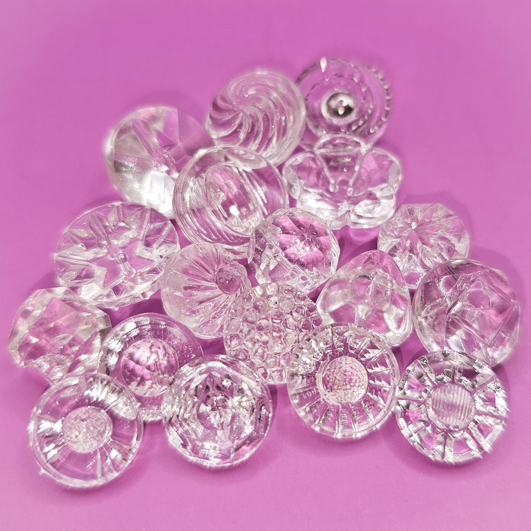 18 Vintage Clear Glass Buttons - Etsy