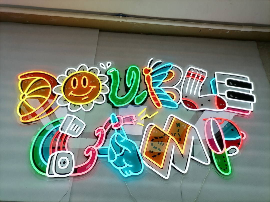 Custom Graffiti Neon Wall Sign, Custom Abstract Neon Lighting Graffiti ...