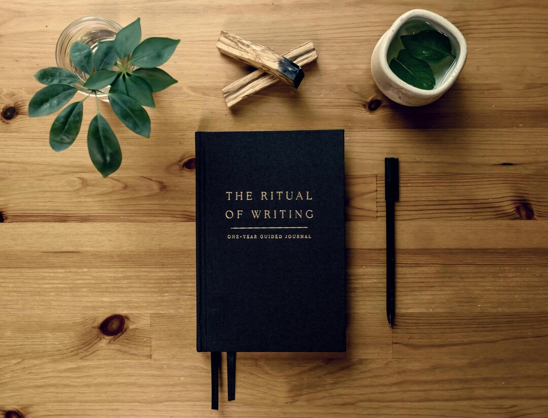 Guided Mindfulness Journal for Self Growth: the Ritual of Writing / 12 ...