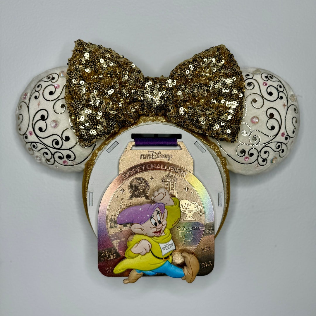 Trio of Ear Holders With Medal Display - Etsy