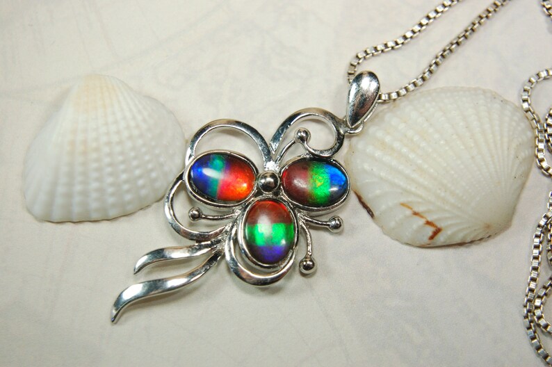Real Ammolite Pendant From Alberta – Rare Fossil Gemstone Necklace ...