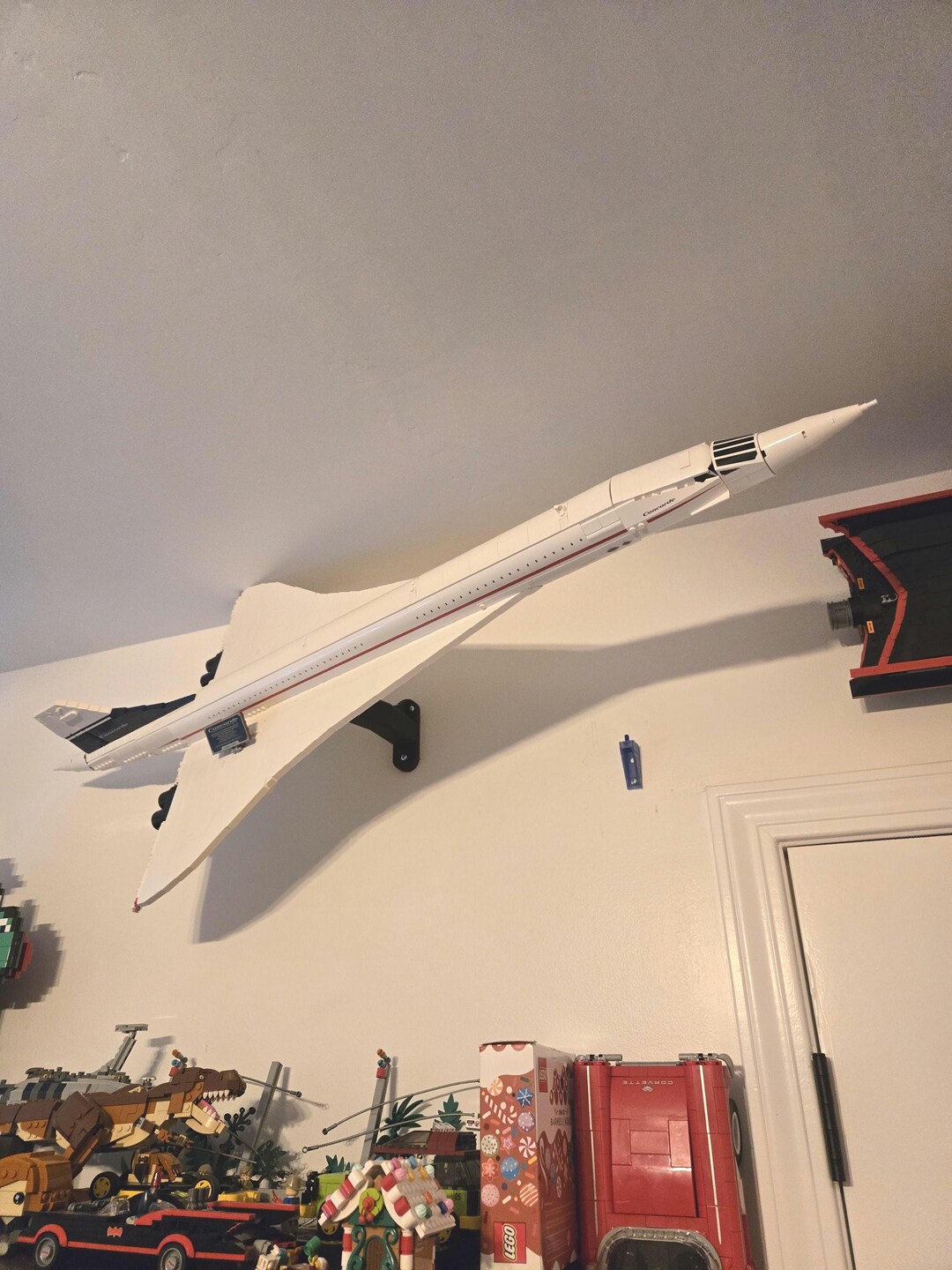 3D Printed Lego Concorde 10318 Wall Mount - Etsy