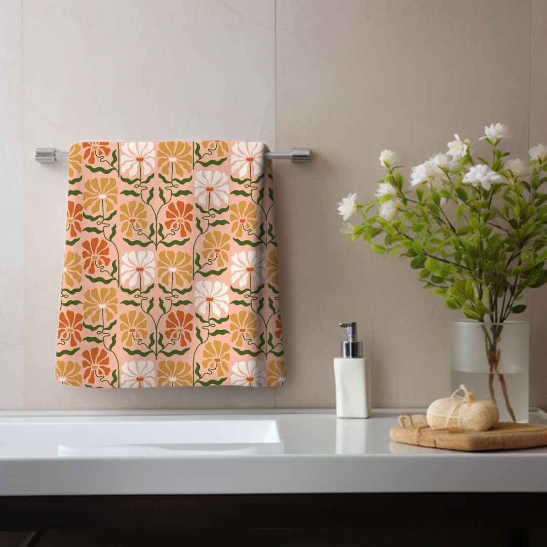 Groovy Flower Bathroom Decor (shower Curtain, Towels, Bath Mats), Art ...