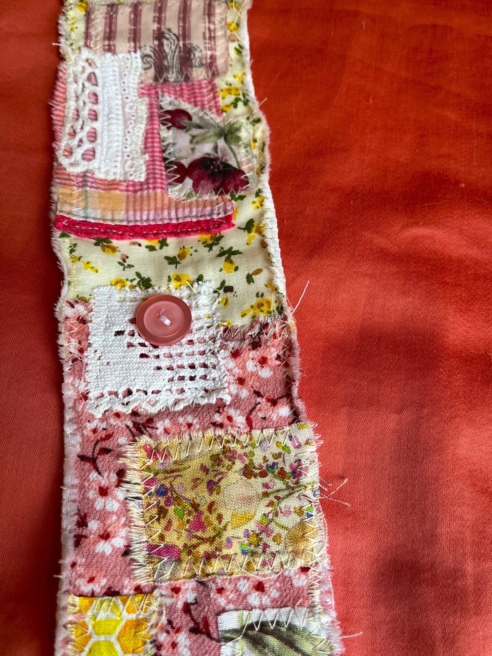 3 X 40 Fabric Snippet Roll Collage Yellow and Teaberry Pink With White ...