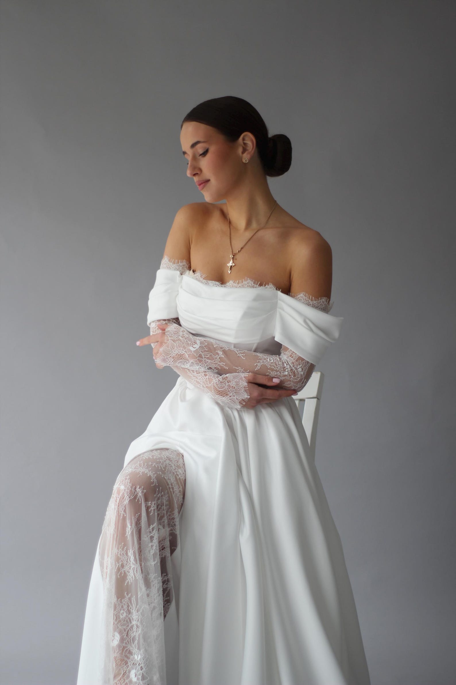Basque Waist Wedding Dress With Detachable Sleeves, Corset Bridal Gown ...