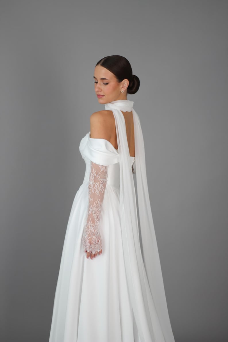 Basque Waist Wedding Dress: Corset Bridal Gown With Lace Sleeves ...