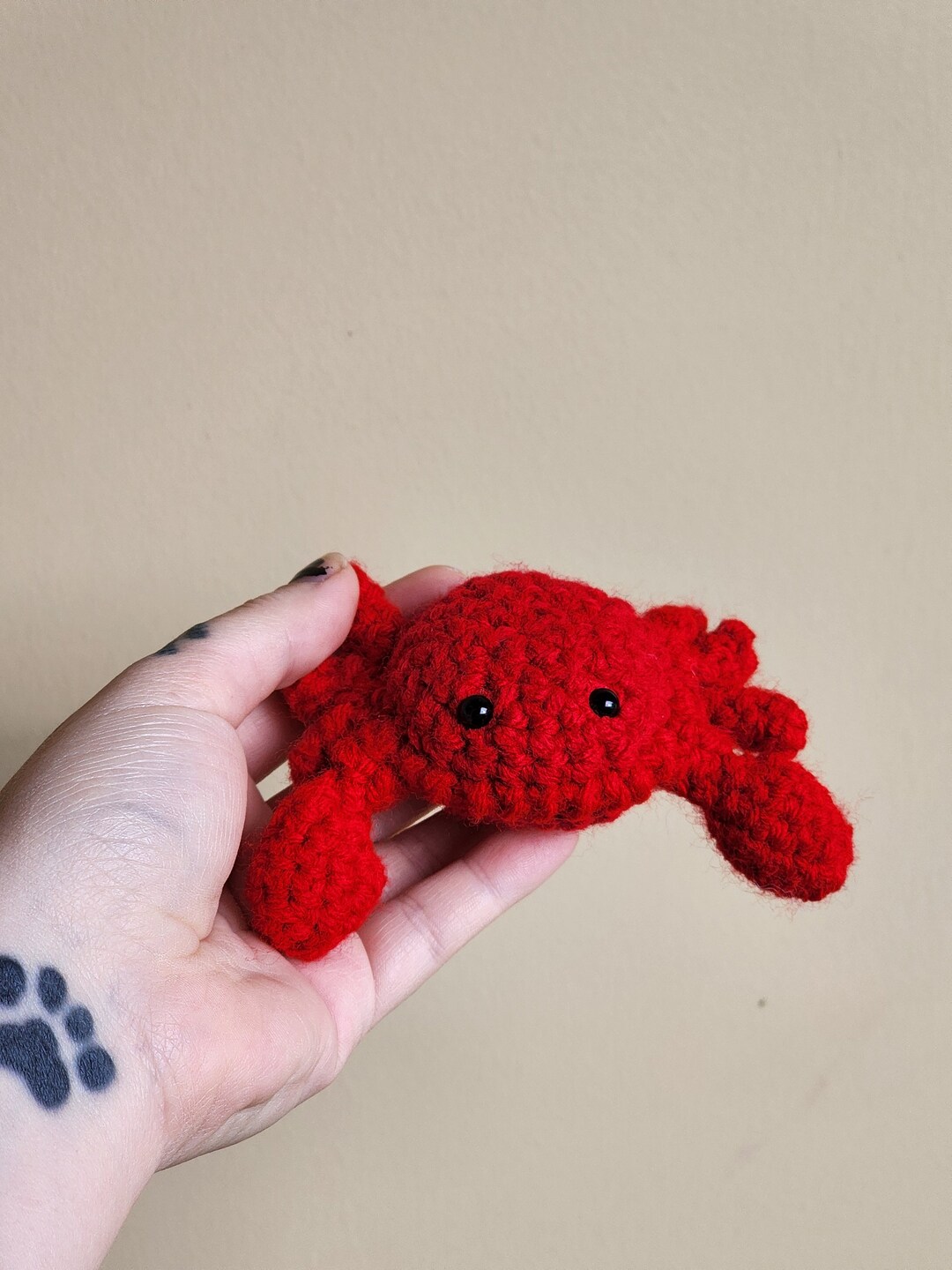 Crochet Crab Amigurumi || Pocket Pet, Emotional Support Crab, Beach, Tropical, Summer, Crabby - Etsy