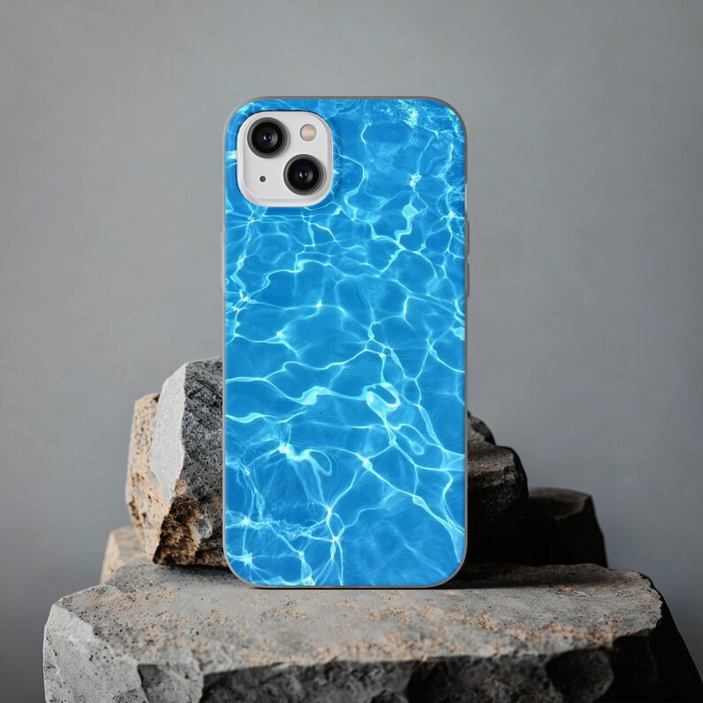 Blue Pool With Glowing Reflections Phone Case - Etsy