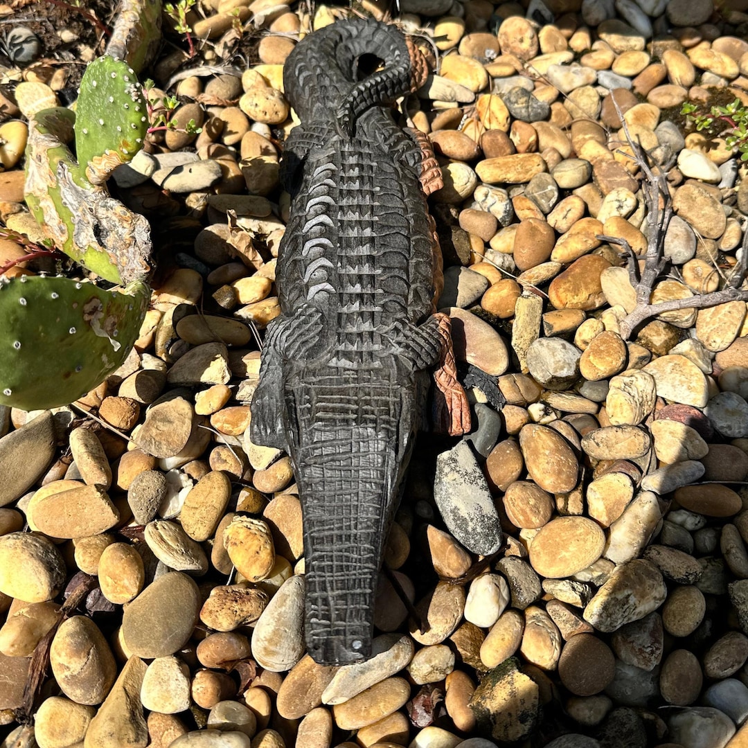 Vintage Crocodile, Antique French Decor, Carved Wood, Crocodile Art ...