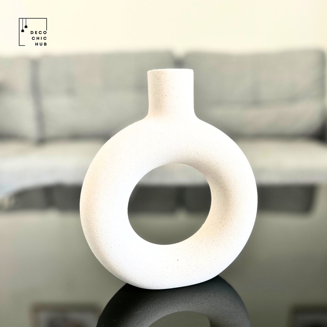 Ceramic Round Shaped Vase, Living Room Flower Arrangement, Decorative ...