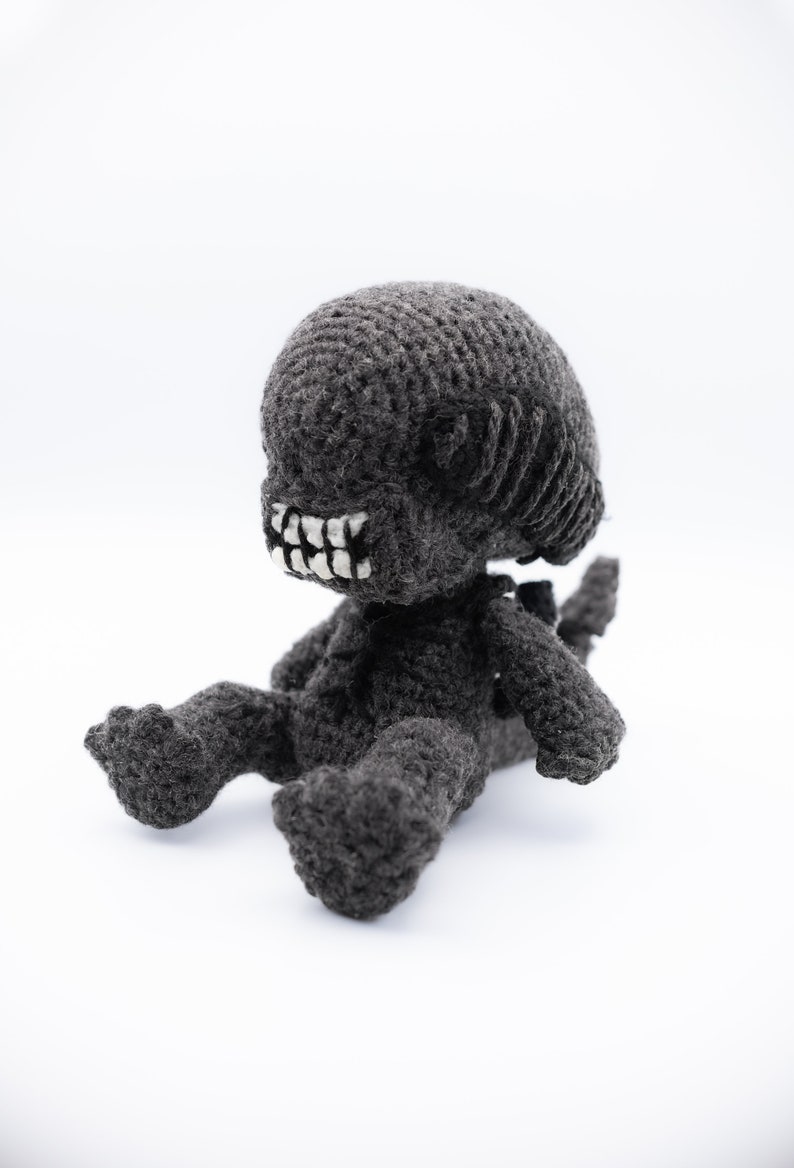 Alien Xenomorph, Dead by Daylight Crochet PDF Pattern - Etsy