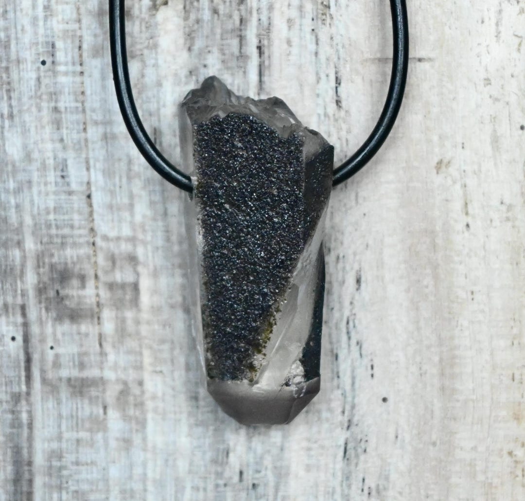 Beautiful HEMATITE LITHIUM Laser Quartz Pendant - Etsy