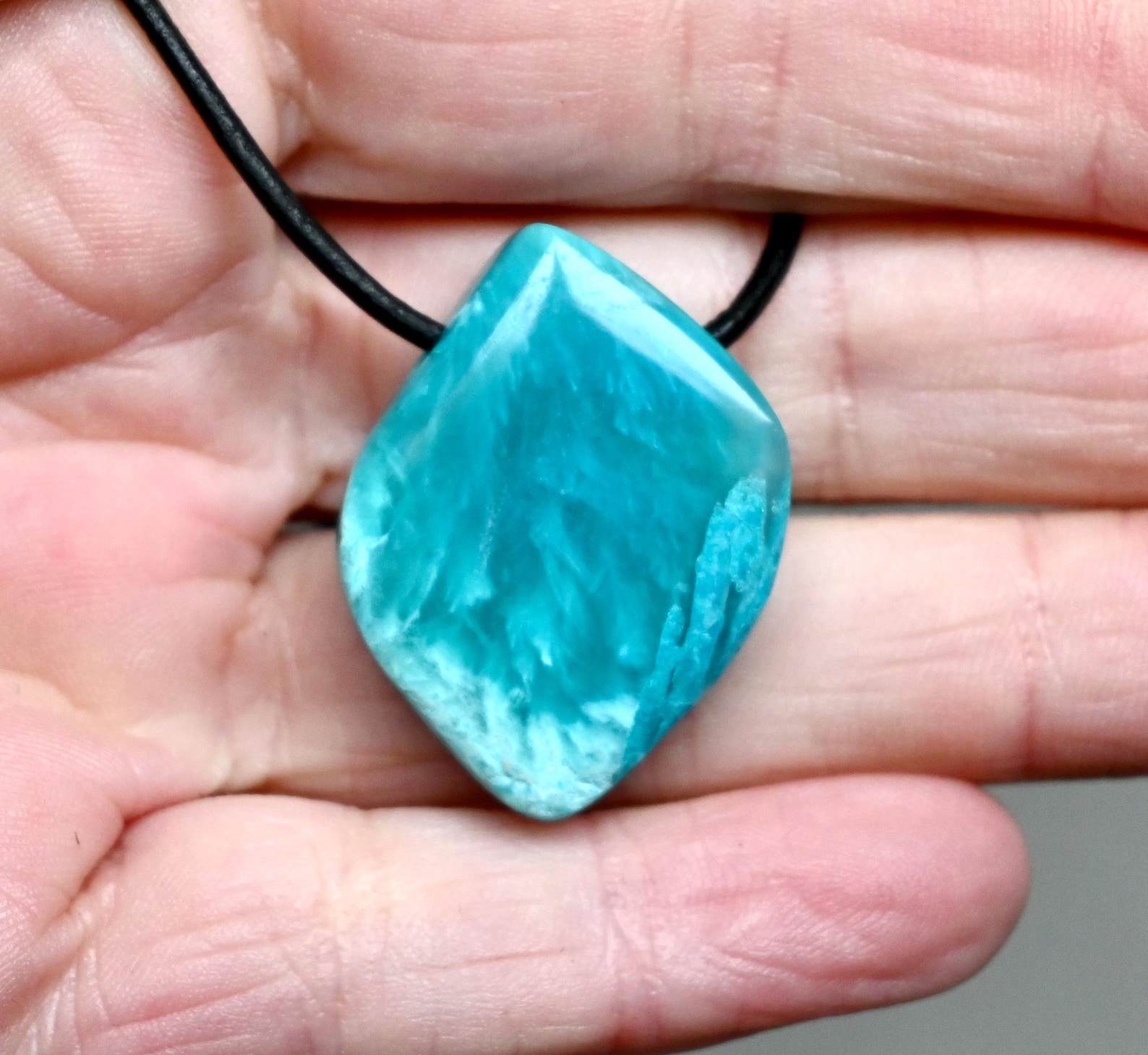 レイ鉱山産の非常に美しい透明なジェムシリカペンダント - Etsy 日本