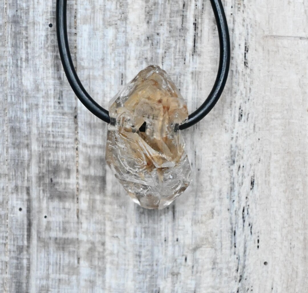 Beautiful WINDOW QUARTZ - SKELETON QUARTZ Pendant - Etsy
