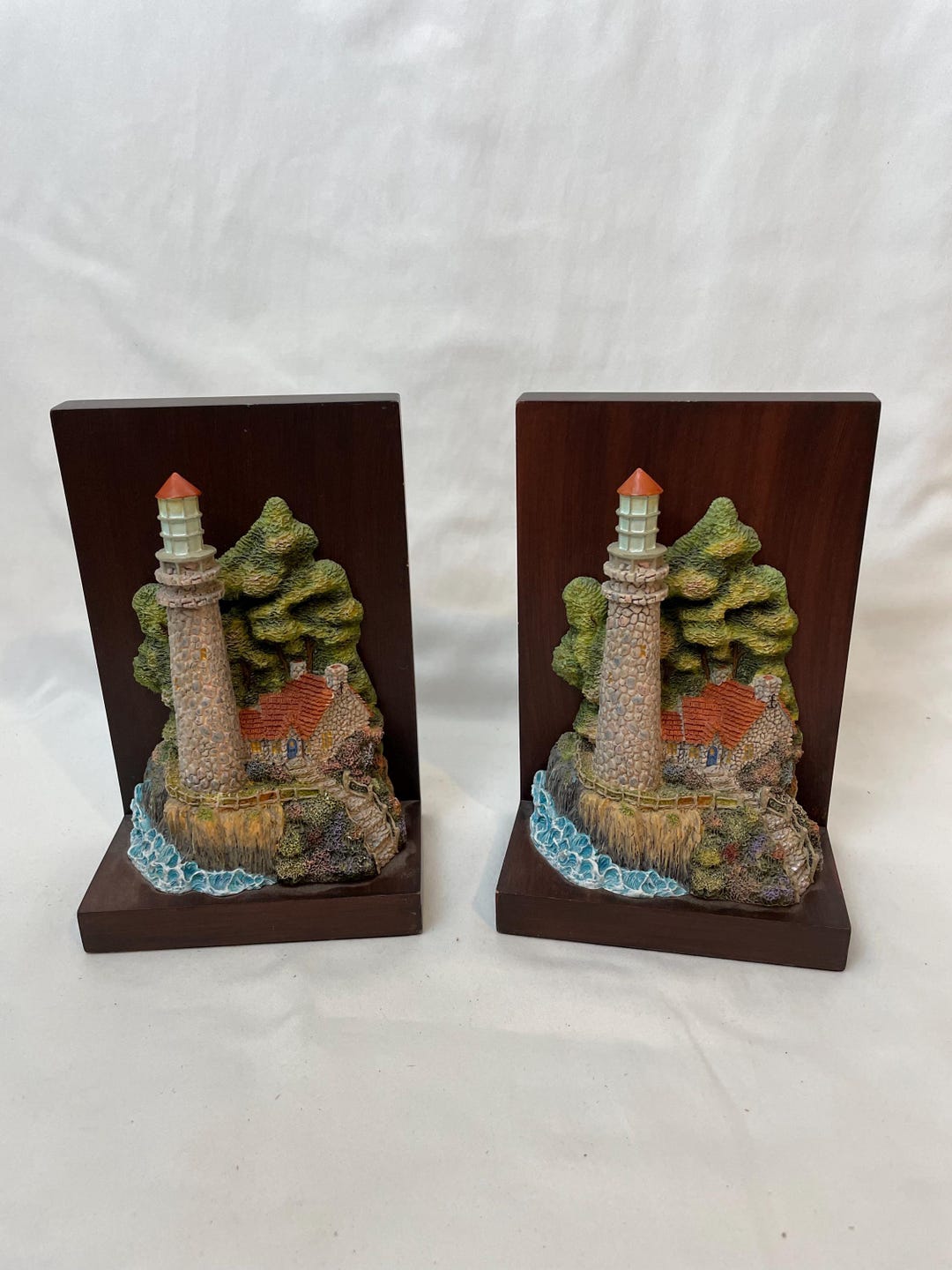 Two Thomas Kinkade Light of Peace Lighthouse Figurine Bookends 2004 - Etsy