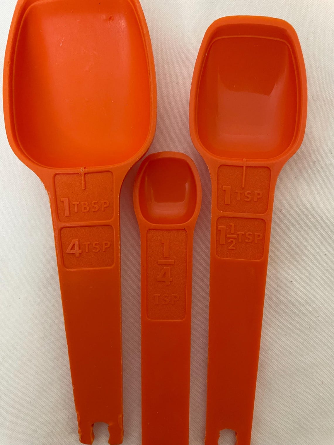 Vintage Harvest Orange Tupperware Measuring Cups, Spoons, Funnel, Flour ...