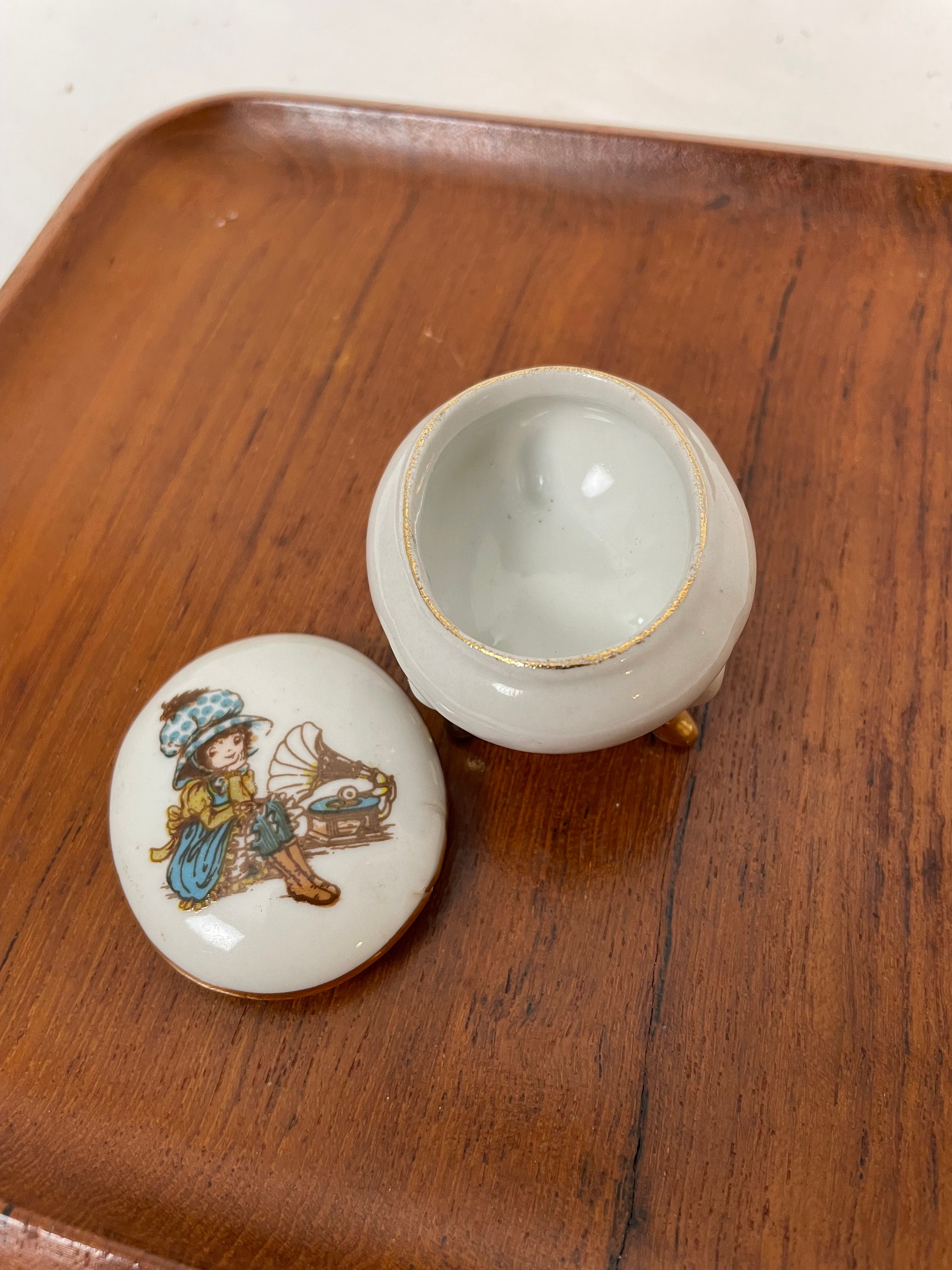 Vintage Holly Hobbie Porcelain Trinket Box - Etsy