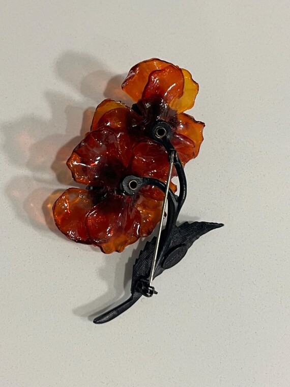 Vendome Japanned, lucite brooch - Gem