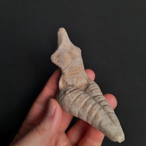 Neolithic Venus Statue, Goddess of Fertility, Prehistoric Statue ...
