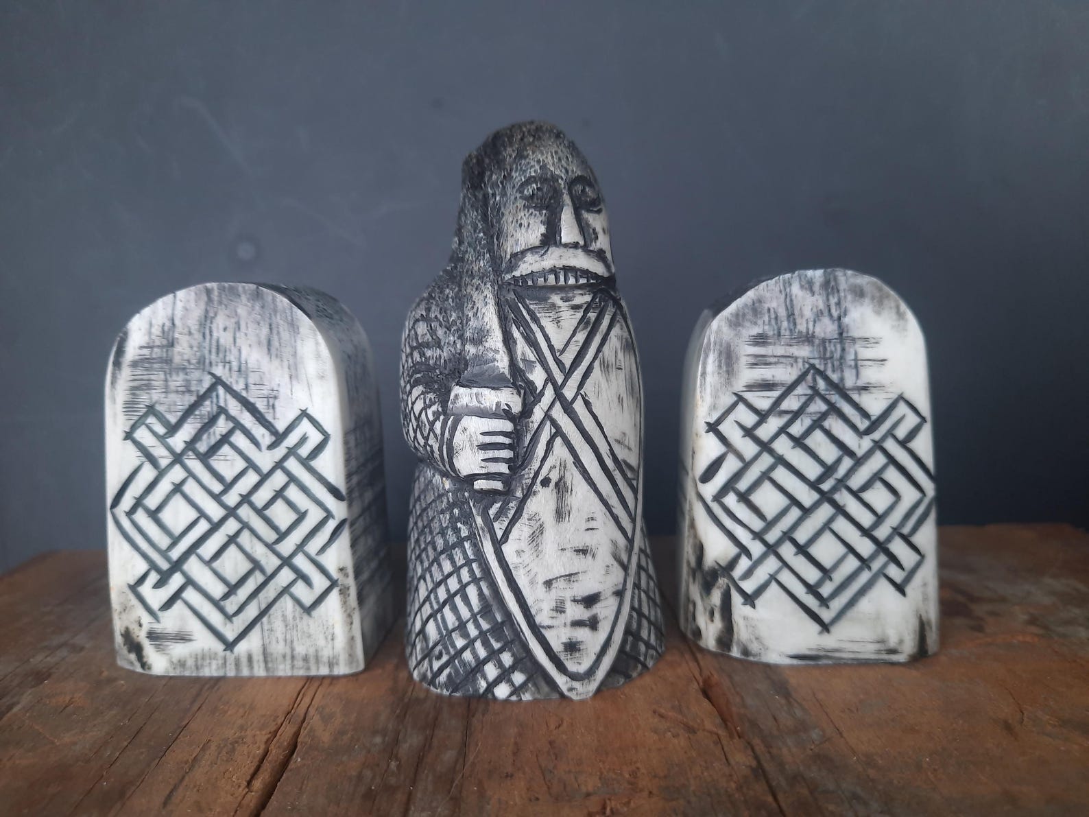 Lewis Chessmen Viking Chess Set Hand-carved Moose Antler Rook berseker ...