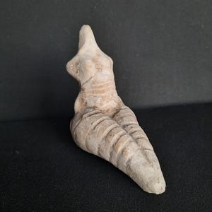 Neolithic Venus Statue, Goddess of Fertility, Prehistoric Statue ...
