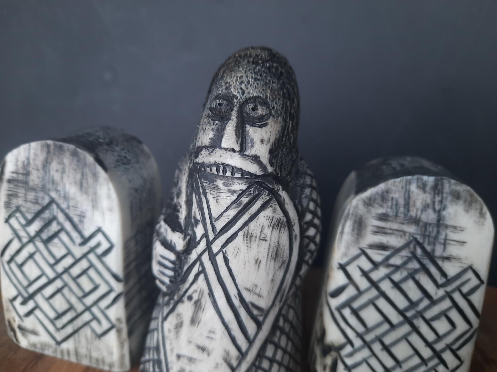 Lewis Chessmen Viking Chess Set Hand-carved Moose Antler Rook berseker ...