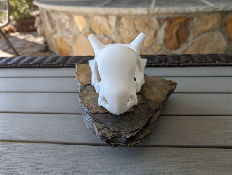 Cubone Controller Stand - Etsy