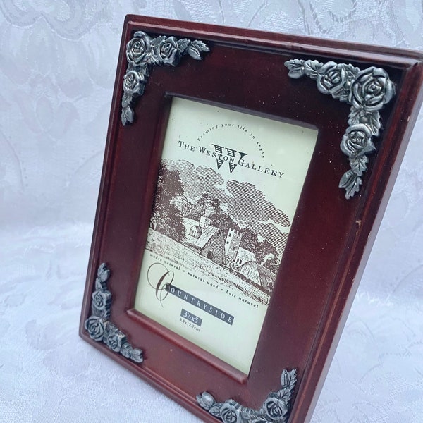 Red Frame - Etsy